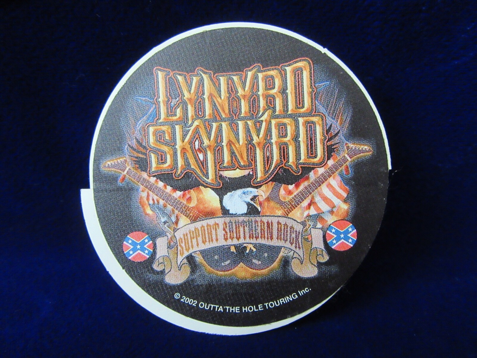 LYNYRD SKYNYRD SUPPORT SOUTHERN ROCK OUTTA THE HOLE TOUR GUITAR CASE ...