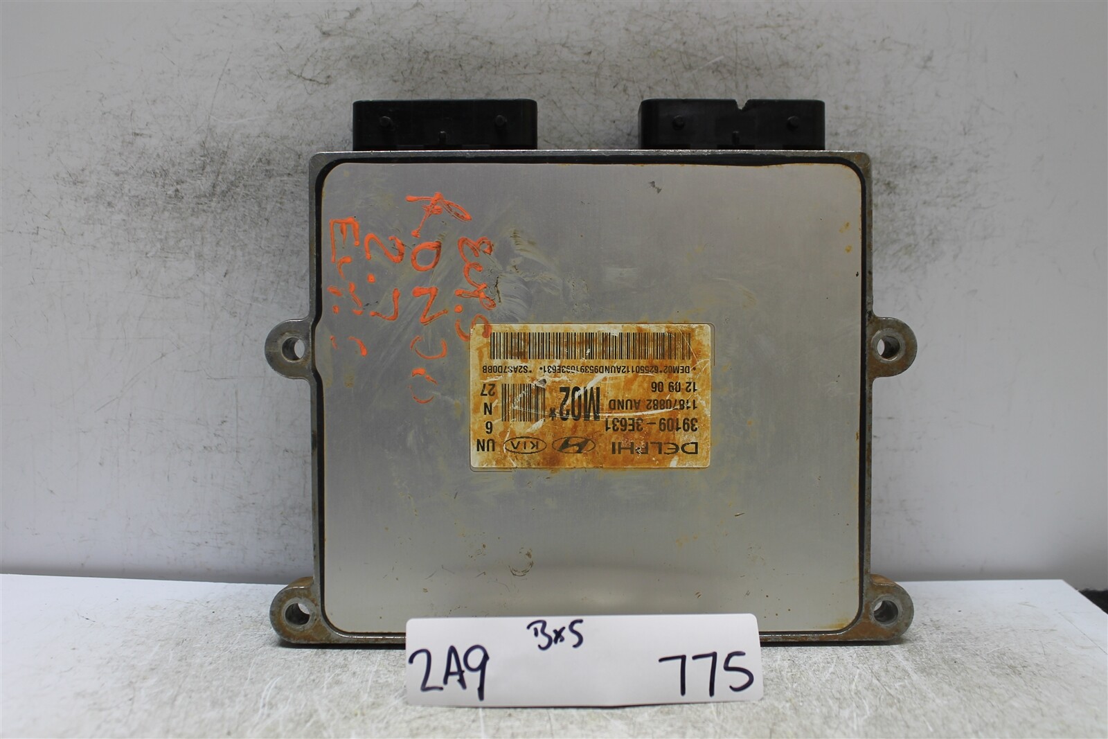 2007 Kia Rondo 2.7L Engine Control Unit ECU 391093E631 Module 775 2A9 ...