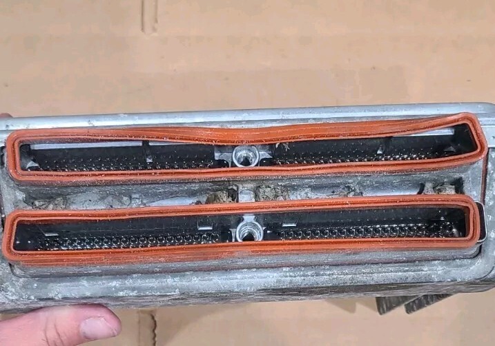 1999-2003 Chevy Silverado 5.3L CYCB 09354896 16220610 ENGINE CONTROL ...