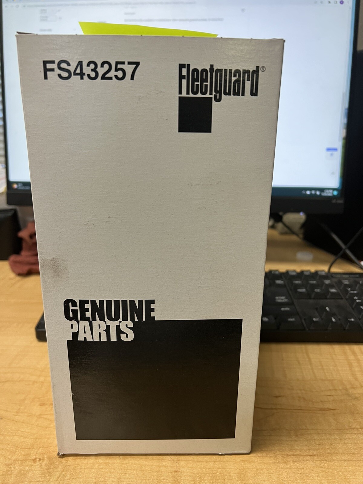 CUMMINS 5257769 - Fuel filter cross reference