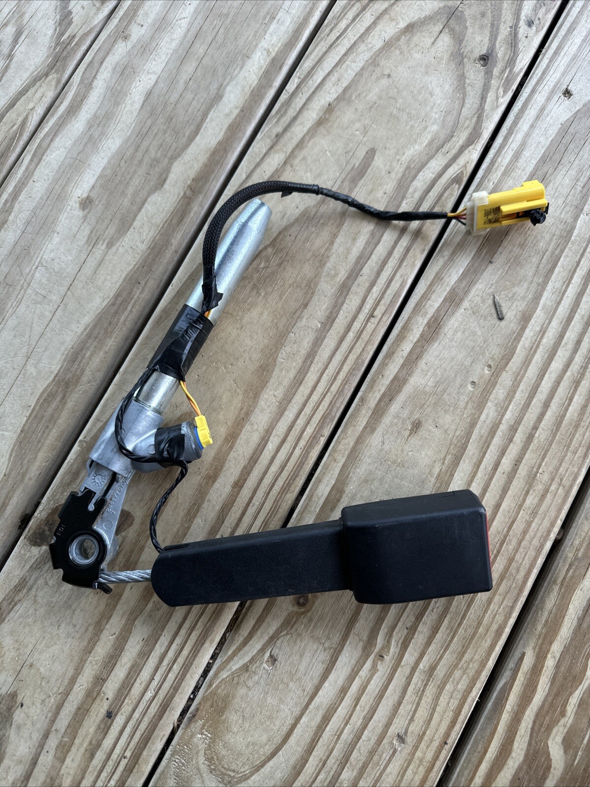 2011-2018 Jeep Wrangler JK OEM Front Right Passenger Seat Belt Buckle ...