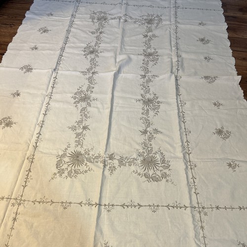 Vintage Linen Tablecloth Embroidery Cutwork Beige 98”x64” Tablecloth | eBay