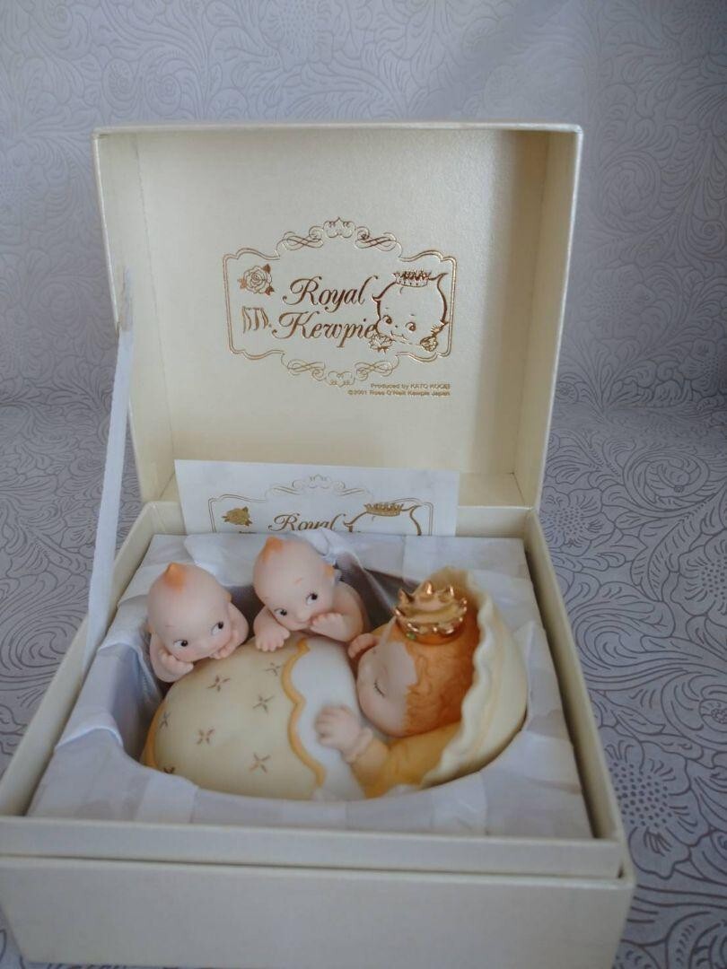 Kato Kogei Kewpie character hobby toy DOLL collection display Royal ...