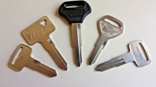 Kawasaki-Motorcycle-ATV-New-Replacement-Keys-Cut-by-Code-Number ...