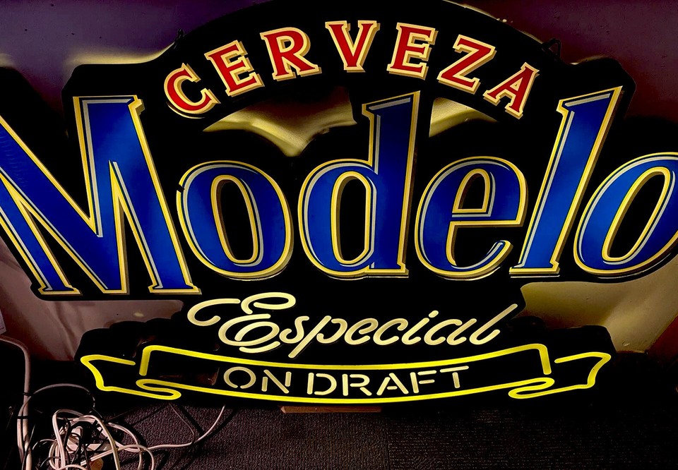 40 X 30"CERVEZA Modelo Especial On Draft Sign LED Lighting Lighting ...