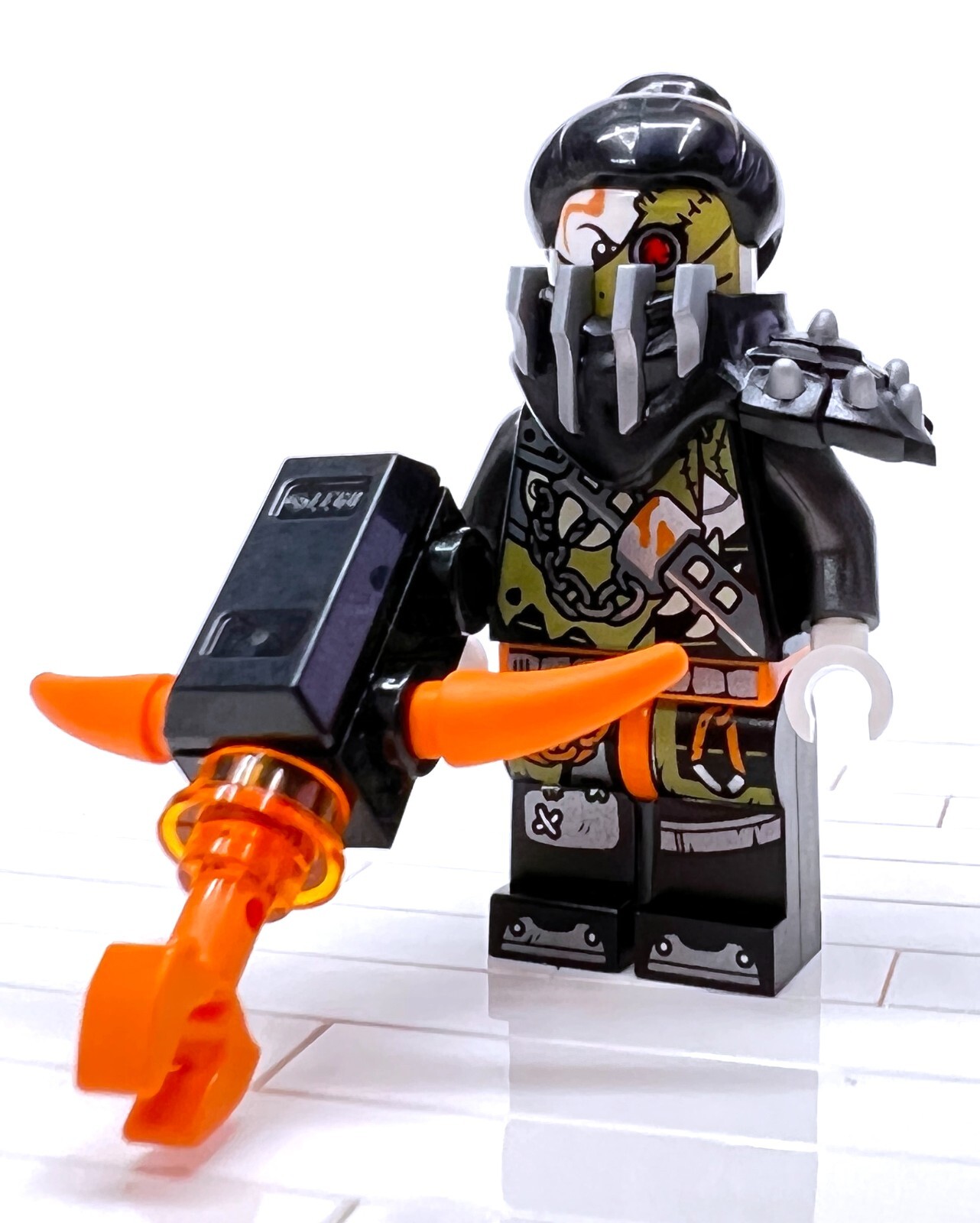 New LEGO Heavy Metal (Faith) Hunted Ninjago Minifigure njo515 Polybag ...