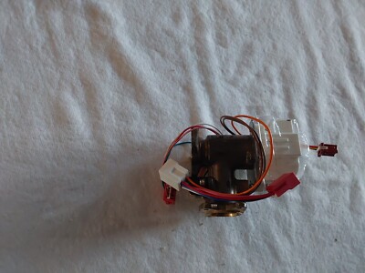 RINNAI 107000090 Flow sensor & servo assembly | eBay