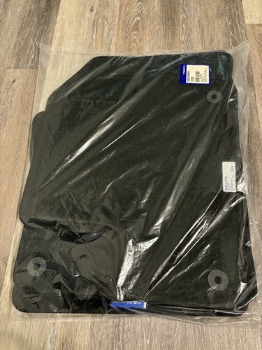 New Genuine Volvo XC60 LHD OEM Floor Mats 4-Set V426 32216555 Off Black ...