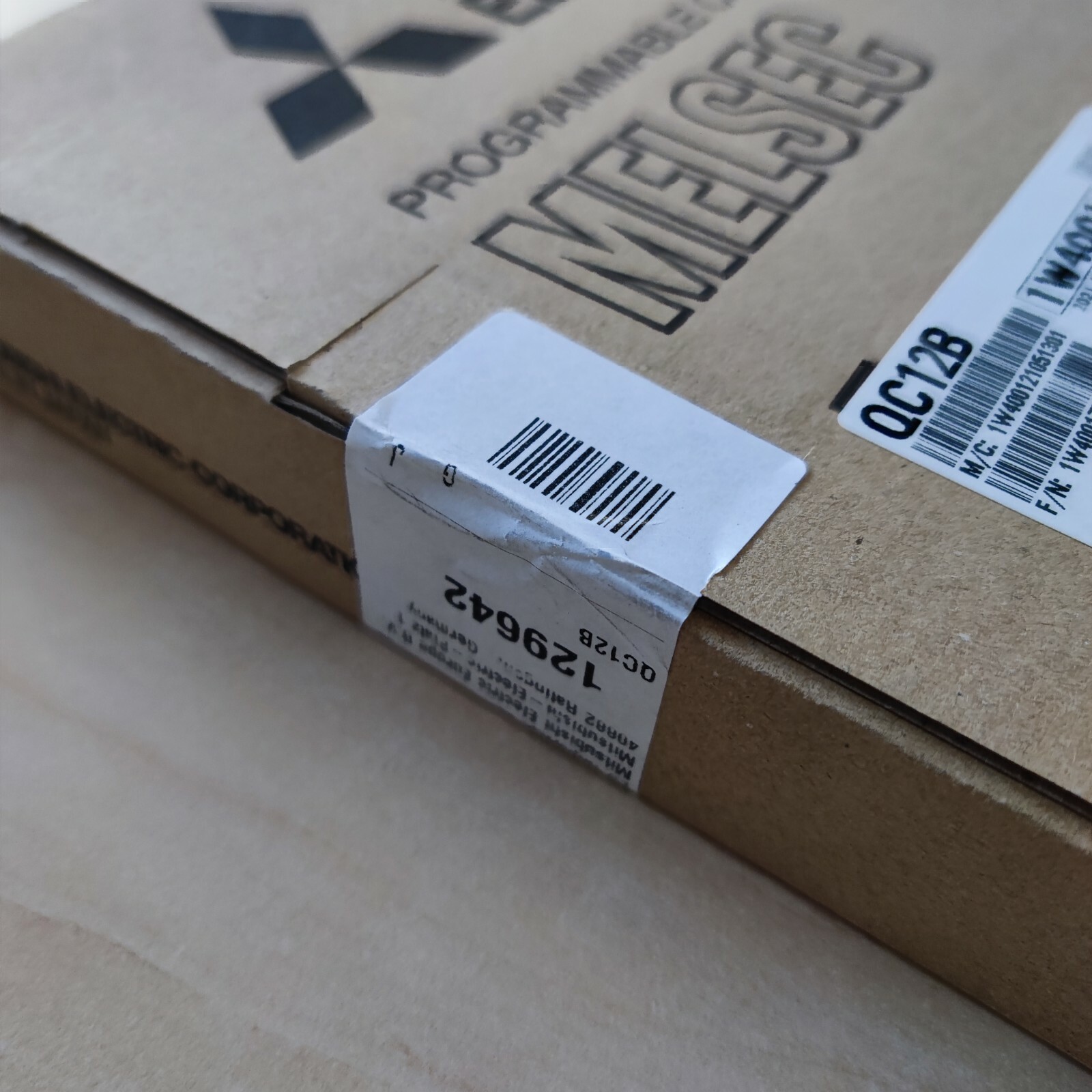 Mitsubishi Electric QC12B (129642) Melsec-Q Series 1.2m extension rack ...