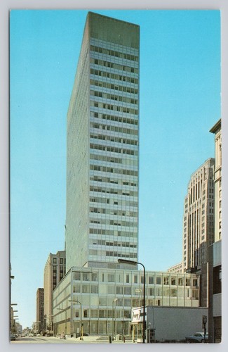 First National Bank Building Skyscraper Minneapolis Minnesota Skyline ...