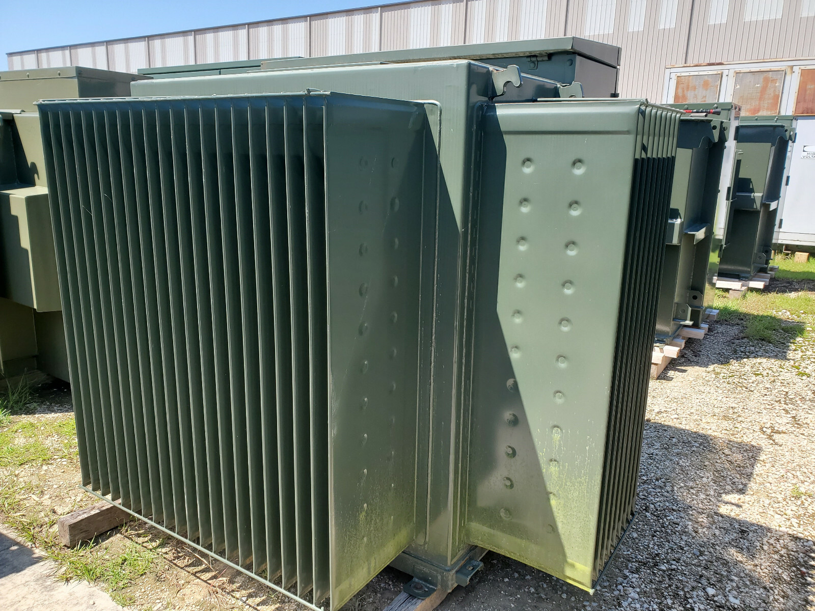 ABB 1000 Kva Padmount Transformer Primary 11000 D - Secondary 400 Y 231 ...