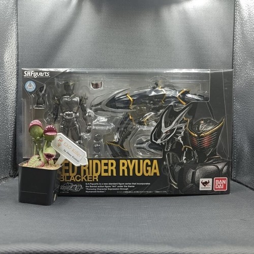 ☣️ NEW Authentic Ryuga & Dragblacker Kamen Masked Rider SHF S.H ...