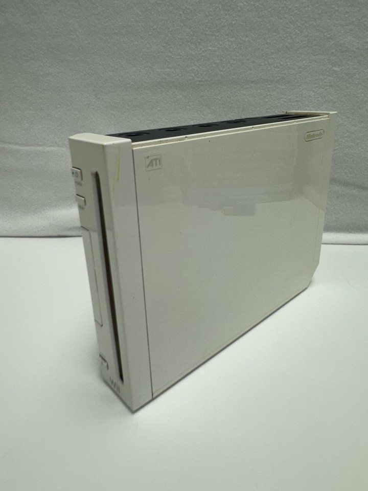 Nintendo Wii Gamecube Compatible Console Only White RVL-001 Tested ...