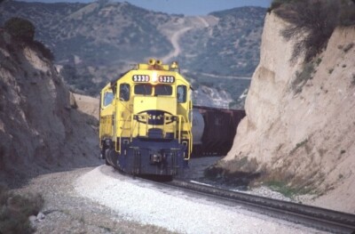 ATSF 5330 SD-45 CAJON PASS CA (SANTA FE) ORIGINAL SLIDE 05-01-87 T6-15 | eBay