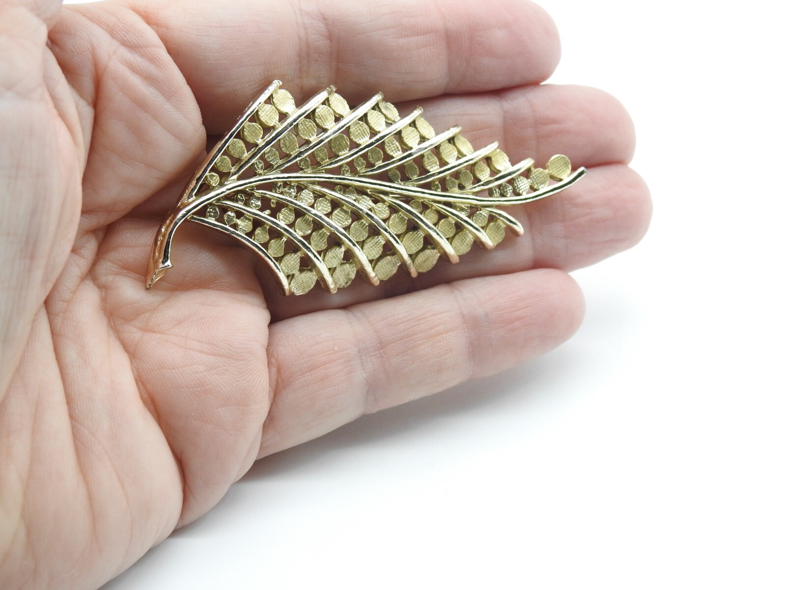 3 Inch Textured Gold Tone Open Work Metal Leaf Brooch… - Gem