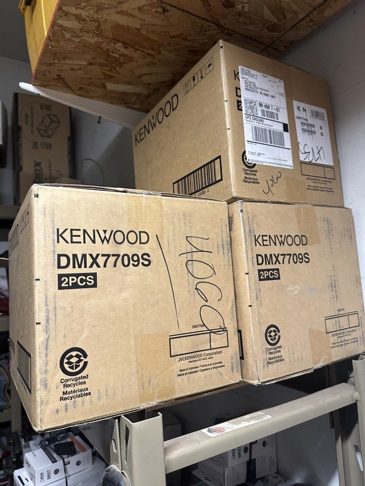 Kenwood DMX7709S 6.8" Digital Media Receiver 2-DIN Apple CarPlay ...