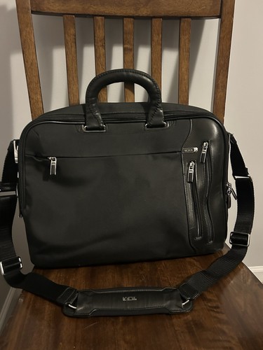 Tumi Arrive Narita Leather &synthetic 25611 D SLIM BRIEFCASE MEN'S BAG | eBay