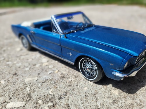 Ertl Precision 100 1965 Ford Mustang Convertible In Blue No Box | eBay