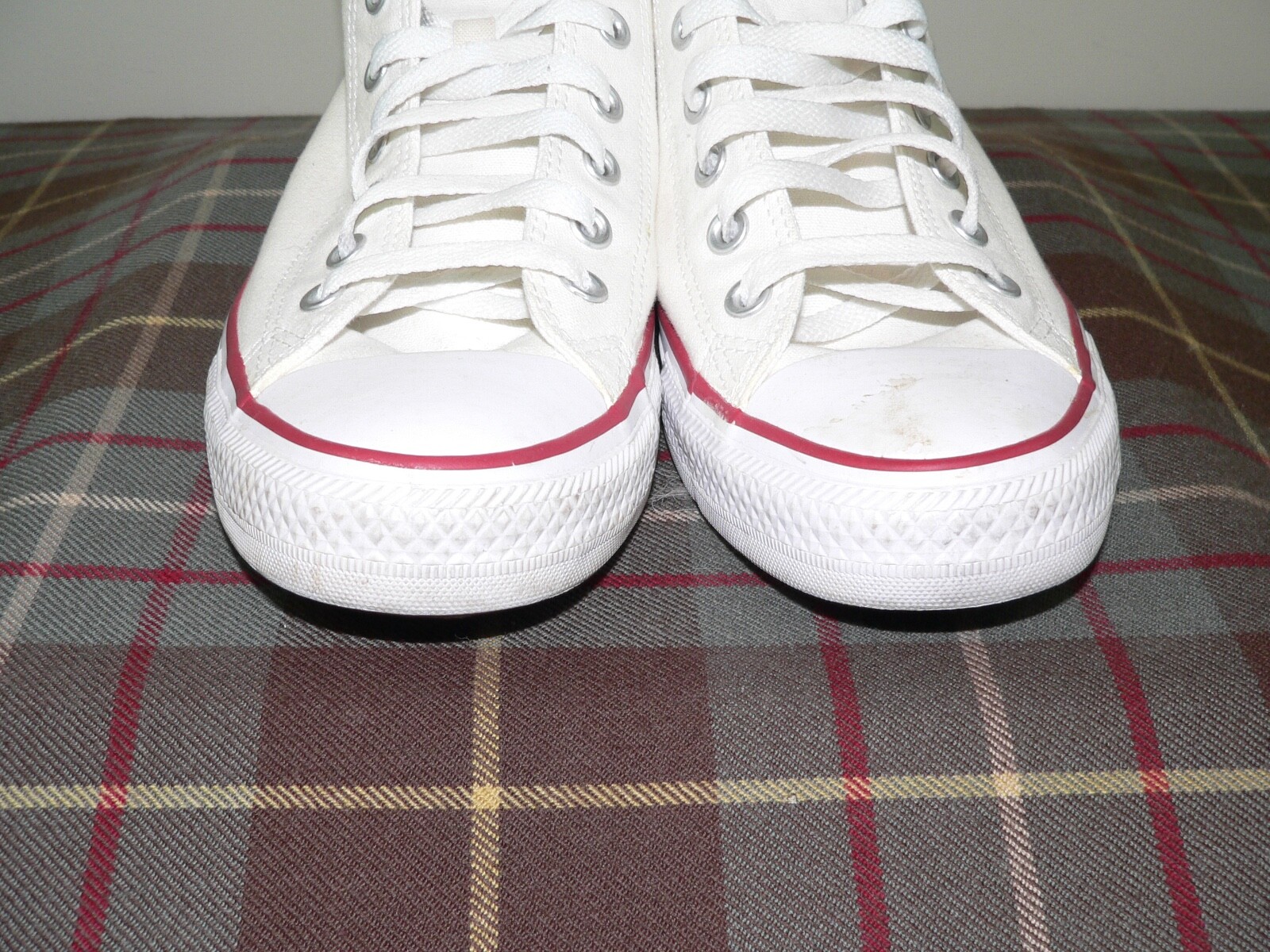 Converse Chuck Taylor Classic White High-Top All Star… - Gem