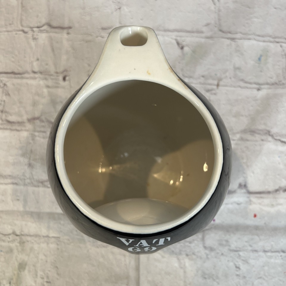 VAT 69 Brocca Per Whisky Scozzese Pub Jug Annuncio Guarda Video | eBay