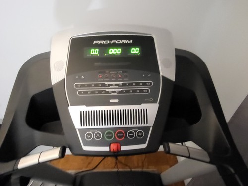 Pro-Form 400 Treadmill-pick up only | eBay