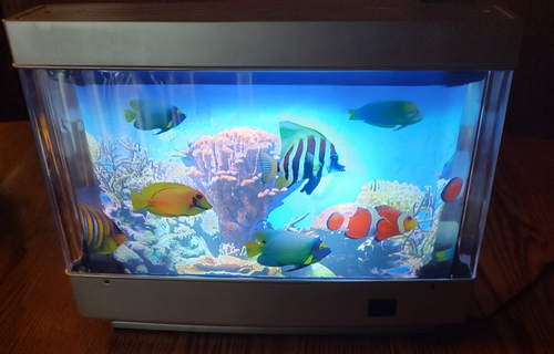 ROTATING "MOVING" FISH TANK NIGHT LIGHT - WALL MOUNT OR PORTABLE ...