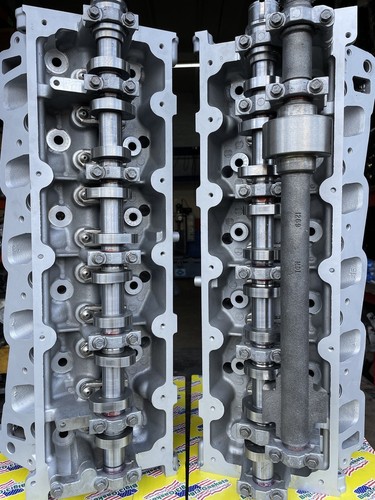 2000-2004 Ford F-250 F-350 6.8L V10 20 Valve Cylinder Heads Pair ...
