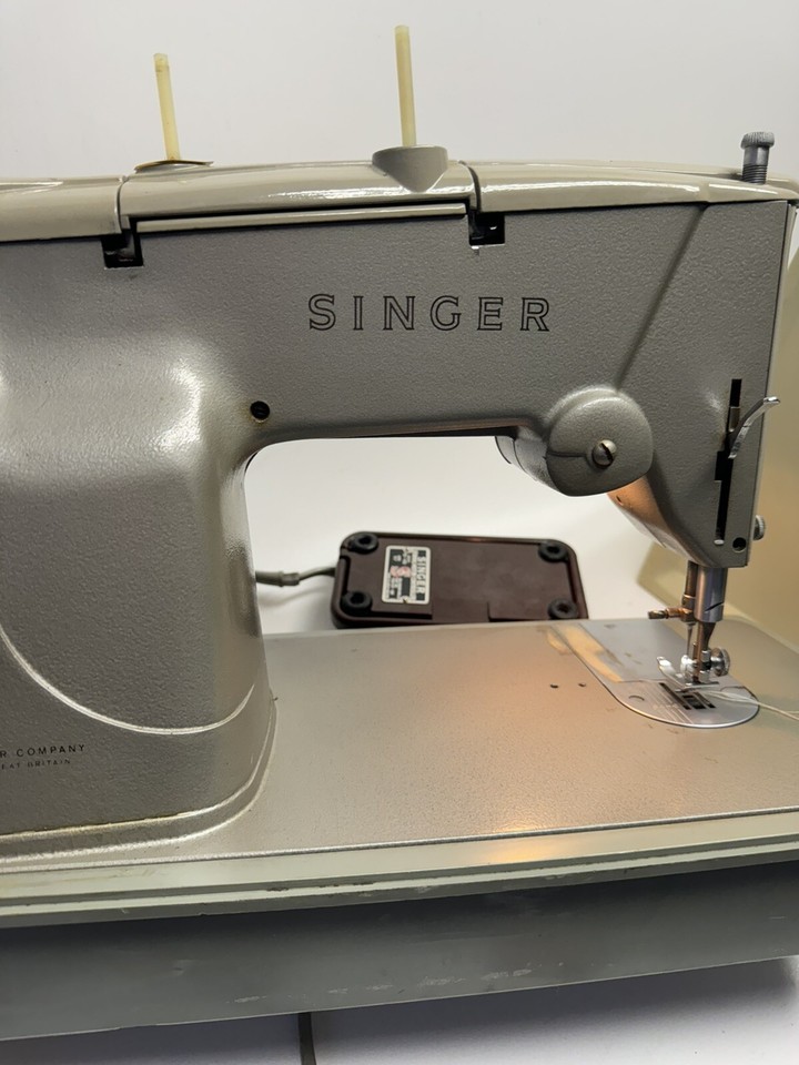 Vintage Singer 328K Style-O-Matic Sewing Machine w/ Accessories & Case ...