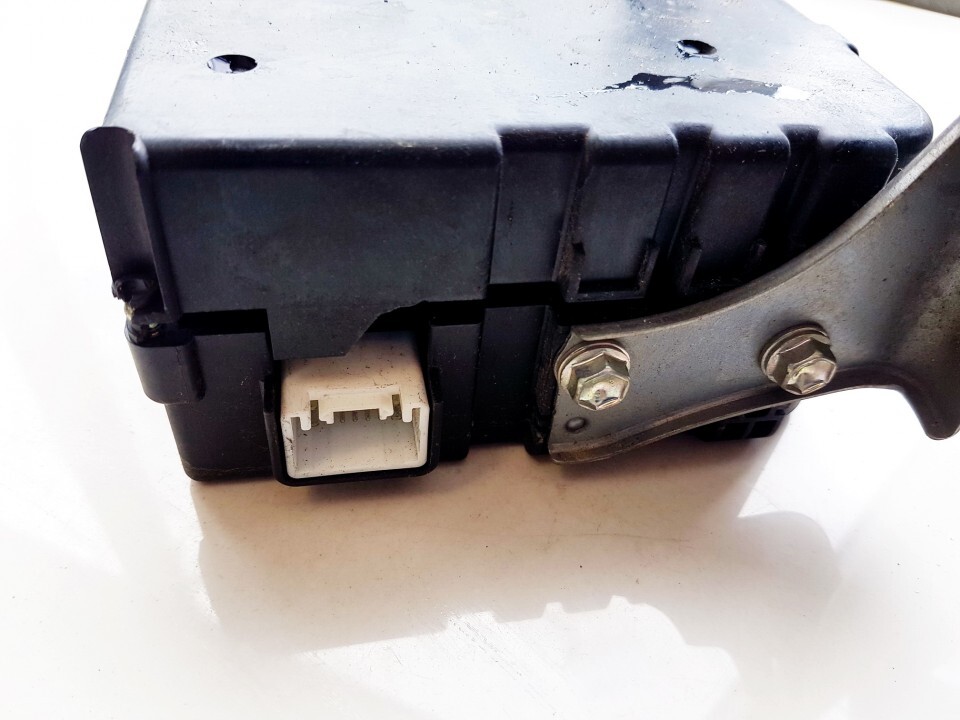 8968033010 89680-33010 UACA0220 Other computers for Toyota Prius ...