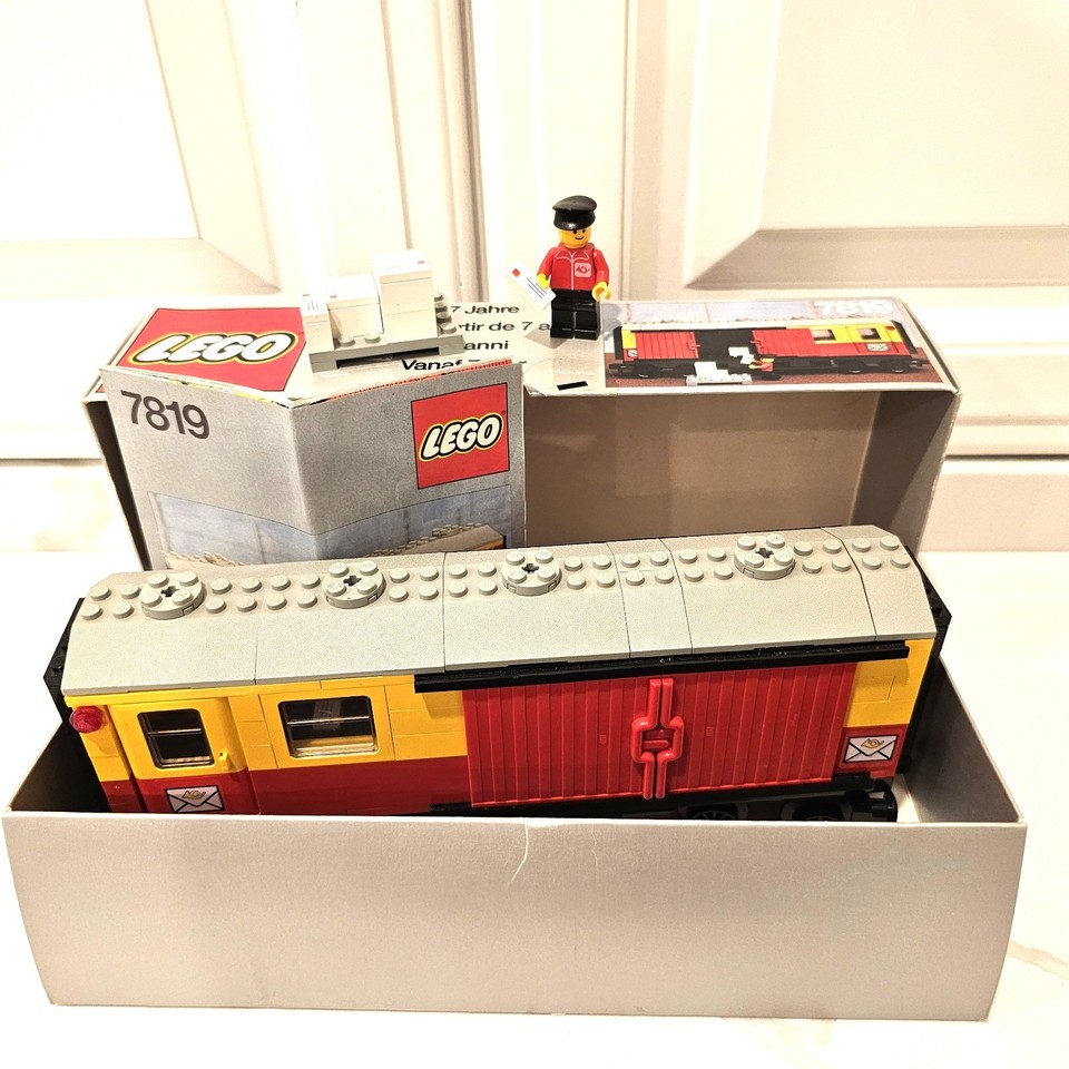 LEGO 1983 Vintage Train Set 7819 Postal Container Wagon Covered NEAR ...