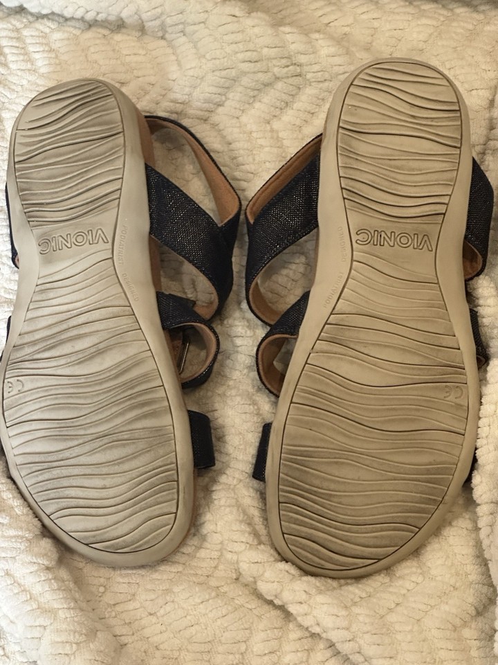 Vionic Amber Blue Embossed Leather Orthotic Adj Sandals Women's Size 9 ...