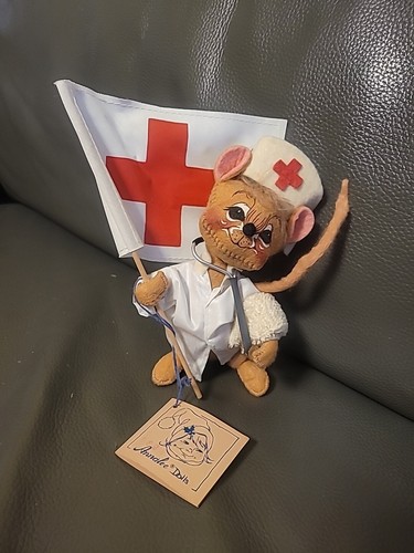 Vintage 1991 Annalee Red Cross Tooth Mouse 7" Doll Medical Flag Doctor ...