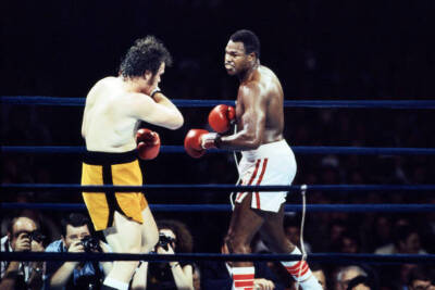 Randall 'Tex' Cobb Larry Holmes Boxing At Astrodome On Boxing 1982 Tv ...