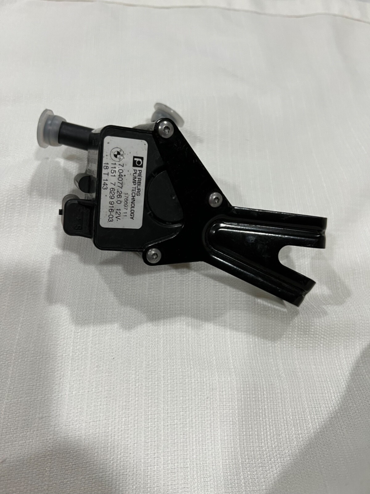 2010 - 2013 BMW 5 SERIES F10 AUXILIARY WATER PUMP ENGINE 11517629917 ...