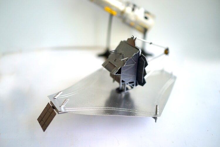 1/100 Scale ESA James Webb Space Telescope JWST Painted Model 3D Print ...