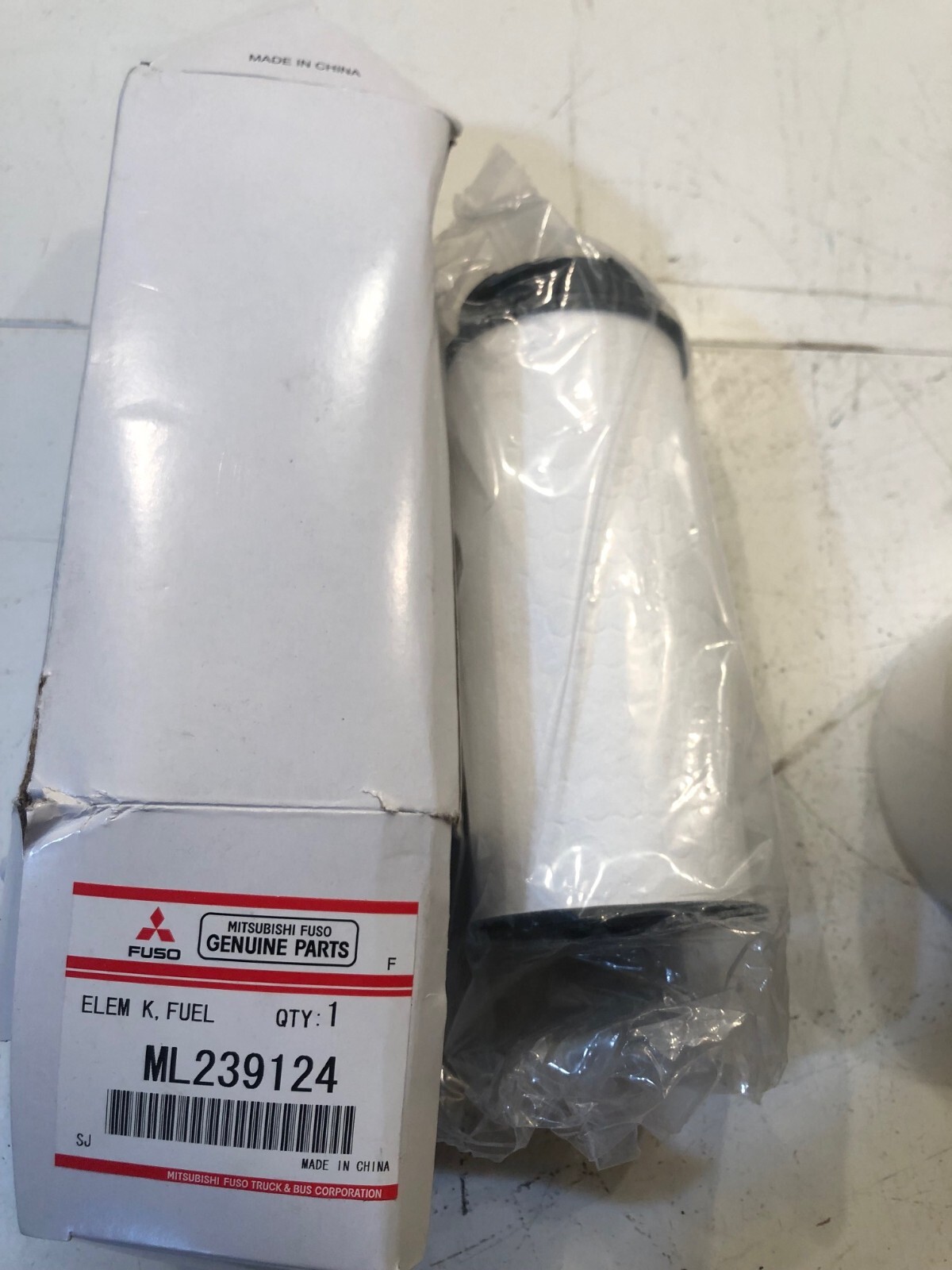 MITSUBISHI ML239124 - Cross reference fuel filters