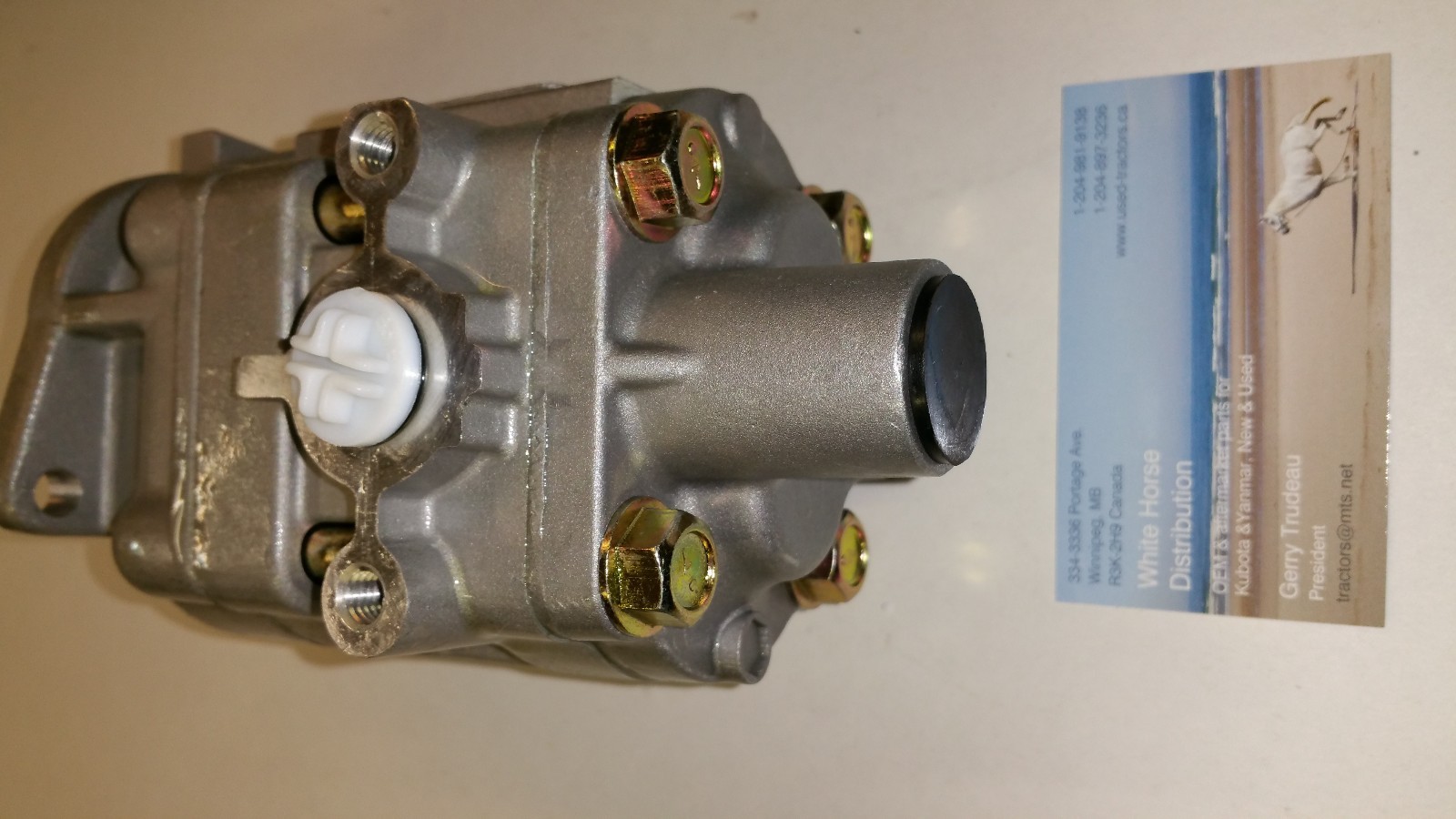 New Kubota L3901F, L3901H, L3901DT Hydraulic Oil Pressure Pump T1150 ...