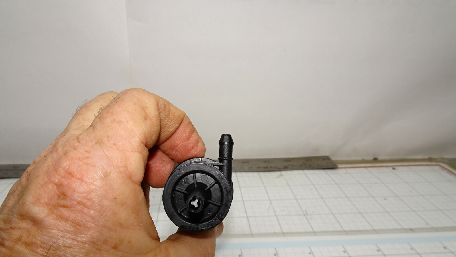 Mercedes Benz 221 869 01 20 Windshield Washer Pump and Motor Assy OEM ...