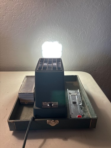 ARGUS 300 AUTOMATIC SLIDE PROJECTOR WITH CASE TESTED & WORKS | eBay