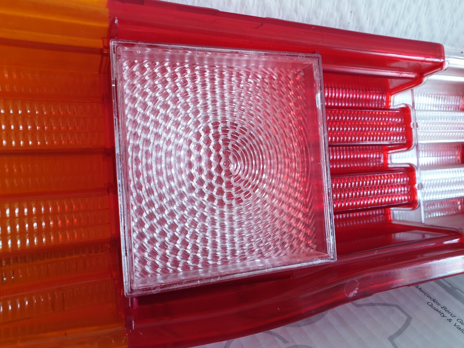 NEU NOS Mercedes-Benz W123 C123 Rückleuchte Heckleuchte LINKS US ...