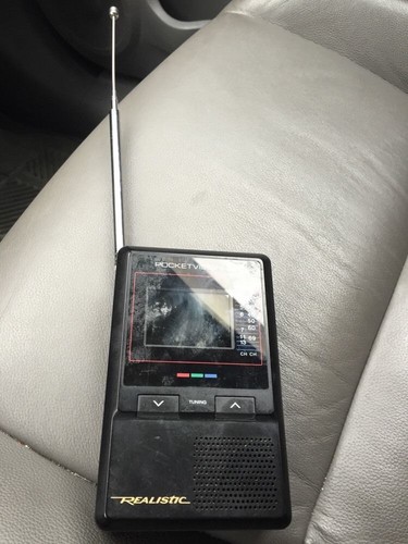 Vintage REALISTIC Pocketvision 22 Pocket Vision Hand-Held TV Model 16 ...