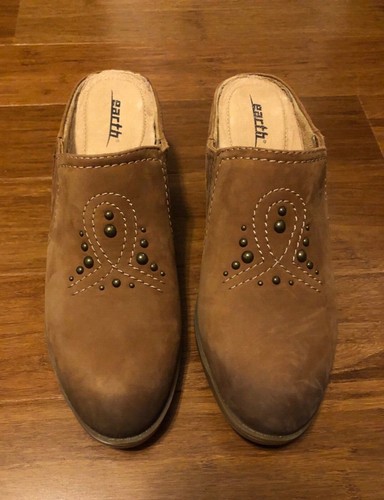 Earth Clogs Boots Heeled Slip On Western Size 8.5 B | eBay
