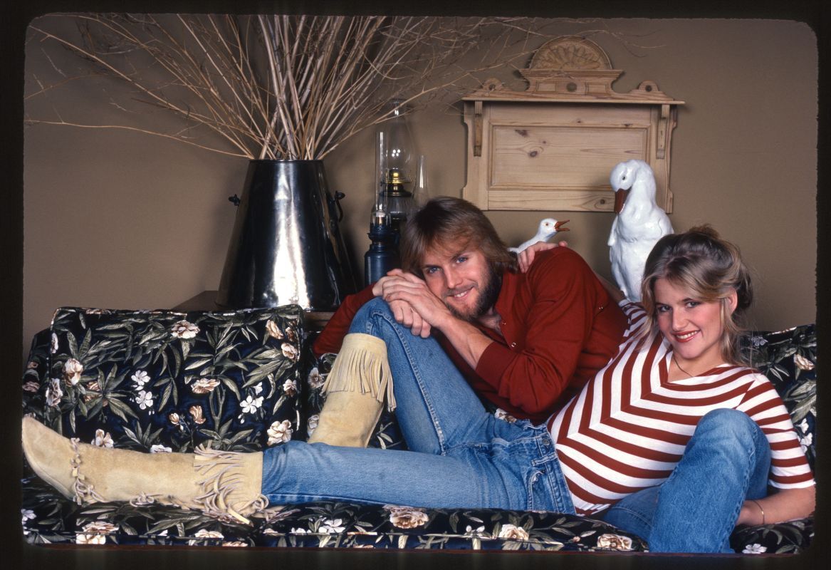 Doug Davidson And Cindy Fisher 1982 DOUG DAVIDSON & CINDY FISHER