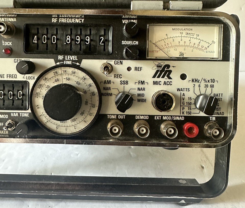 IFR FM/AM 500A Avionics Electronic Measuring Instrument Radio Spectrum ...