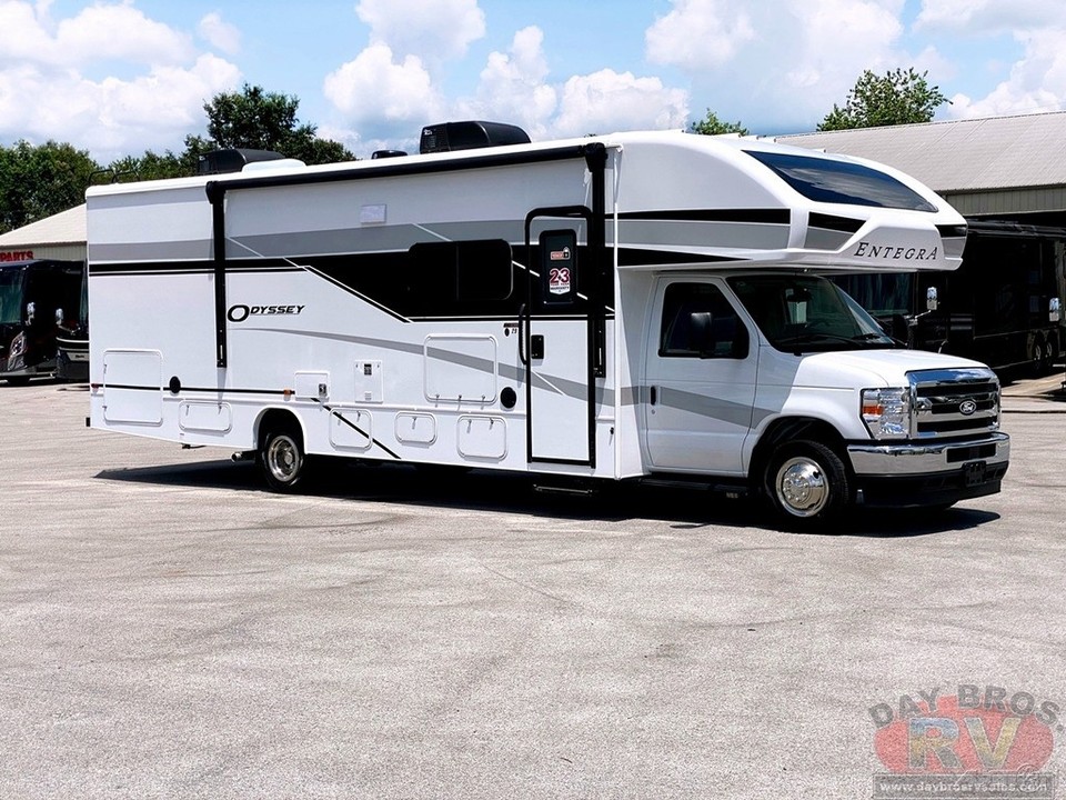 26 Entegra Coach Odyssey 29V Class C RV Gas Motorhome Camper Theater ...
