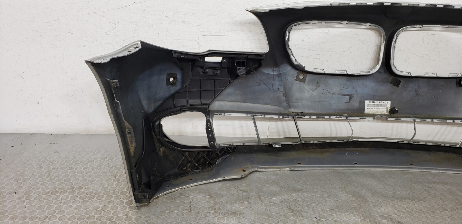 GENUINE BMW 5 SERIES F10 F11 SE 2011 2012 2013 2014 FRONT BUMPER P/N ...