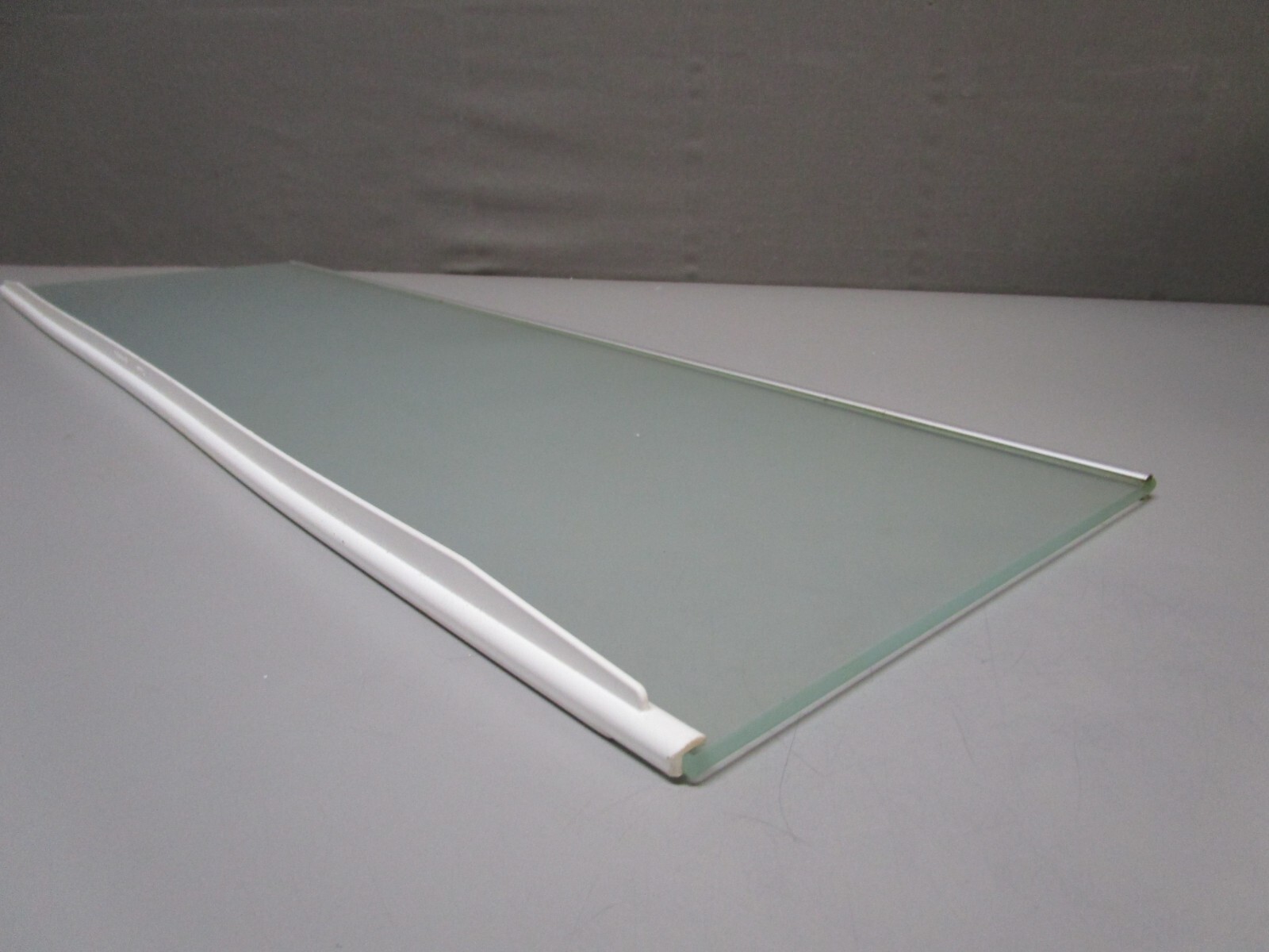 Liebherr Fridge Glass Shelf w/ Trim 727129501 742941900 764175301 ...