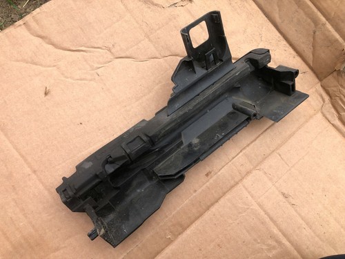 2001-2006 BMW E46 M3 325i 330i X3 Z4 328i Duct radiator frame support ...