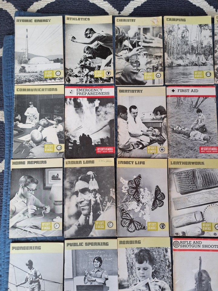 Vintage BSA Boy Scouts of America Merit Badge Pamphlets Huge Lot of 34 ...