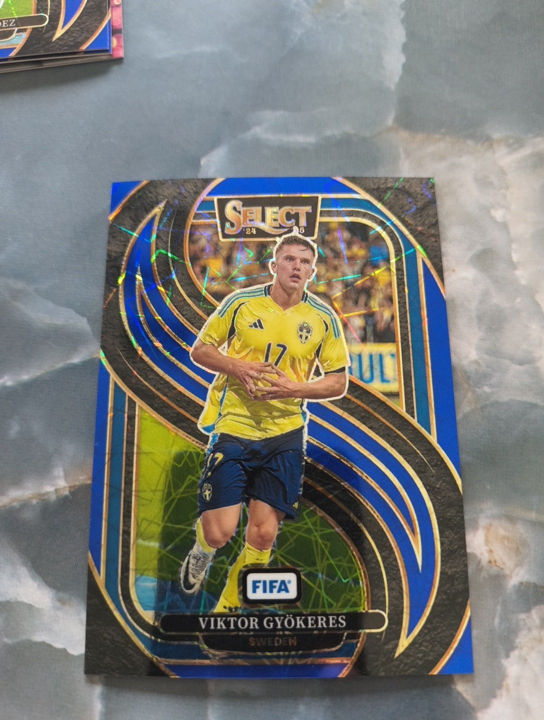Viktor Gyokeres 2024 Select FIFA #193 Mezzanine Pink Wave /13 Price ...